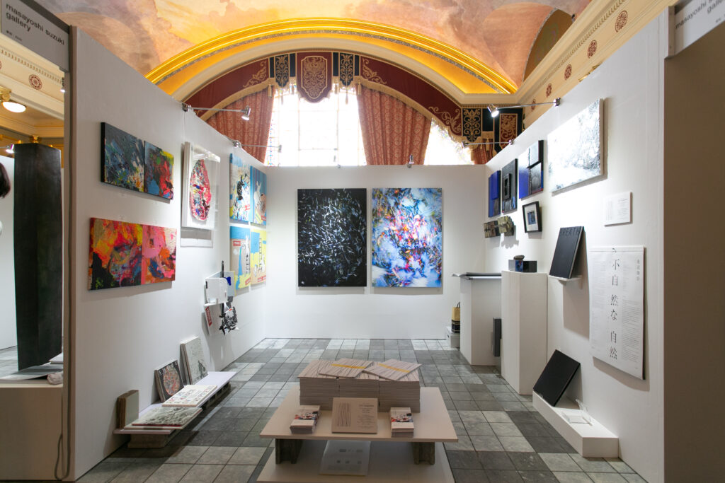 masayoshi suzuki gallery（E-4） – ART OSAKA 2022 – Galleries Section – 360 ART ROOM